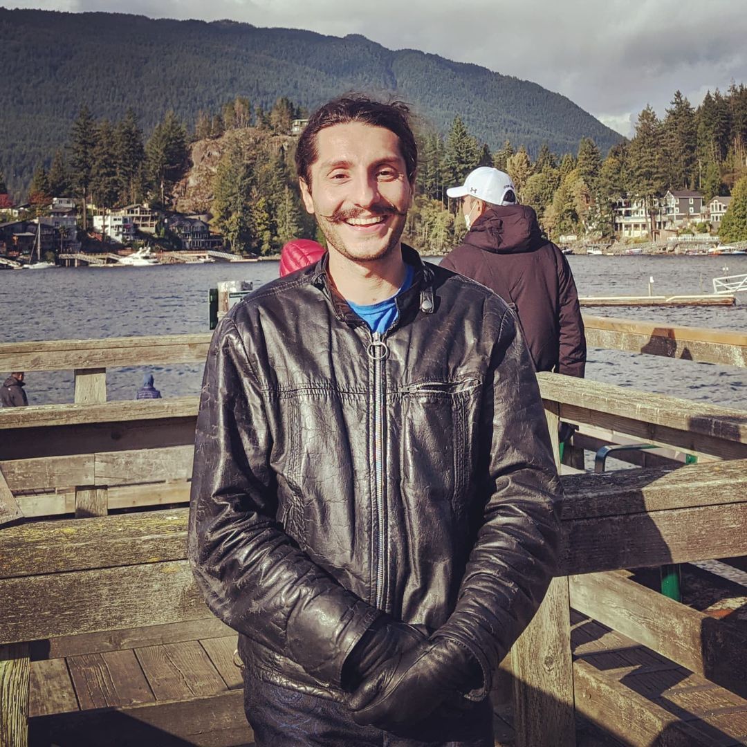 Zak Khan | XDA Zak Khan | XDA
