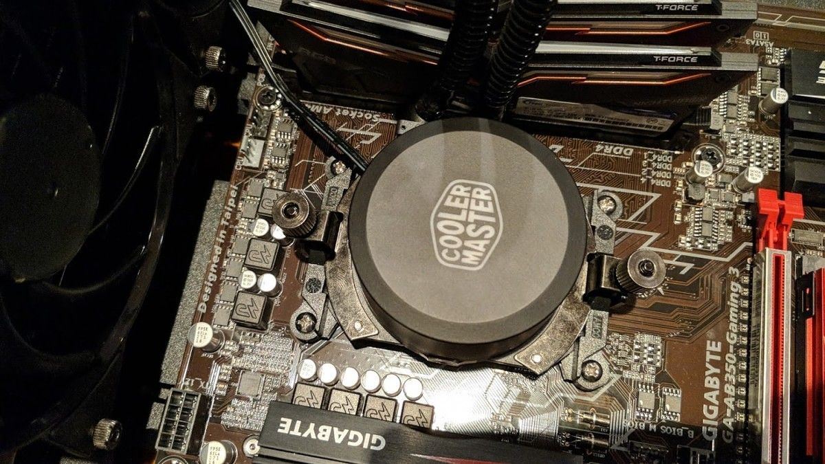 XDA's First Full PC Build: An All-AMD Linux Desktop