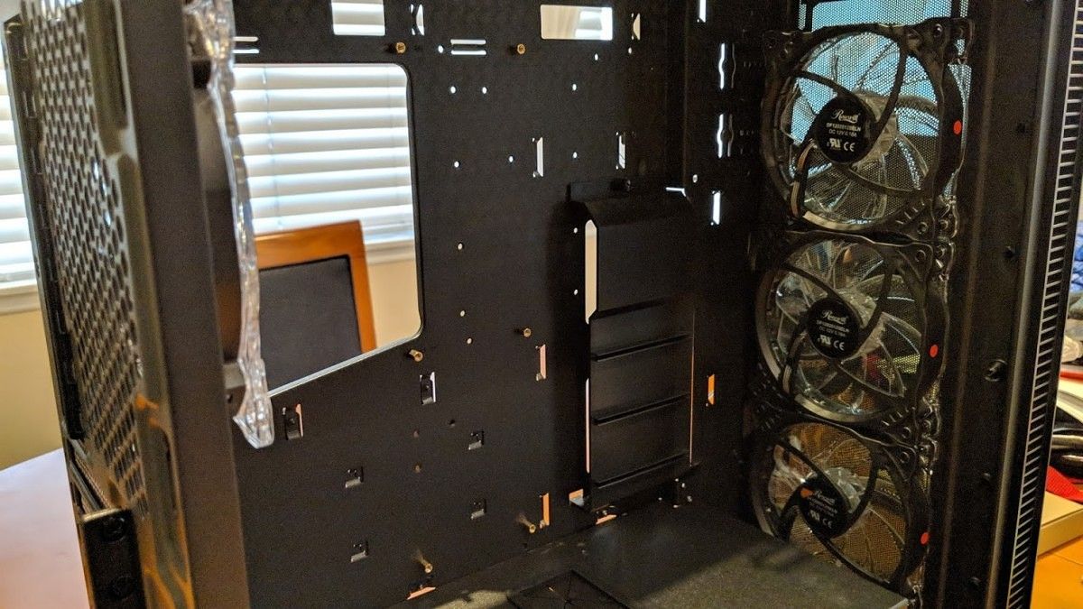 XDA's First Full PC Build: An All-AMD Linux Desktop