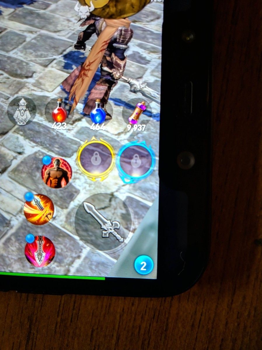 Xiaomi POCO F1 Design, Display, Speed, and Smoothness Review