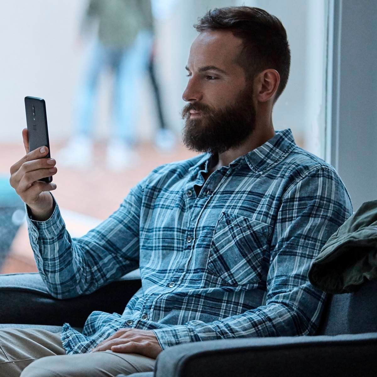 OnePlus 6T announced with an In-display Fingerprint Scanner, Waterdrop ...