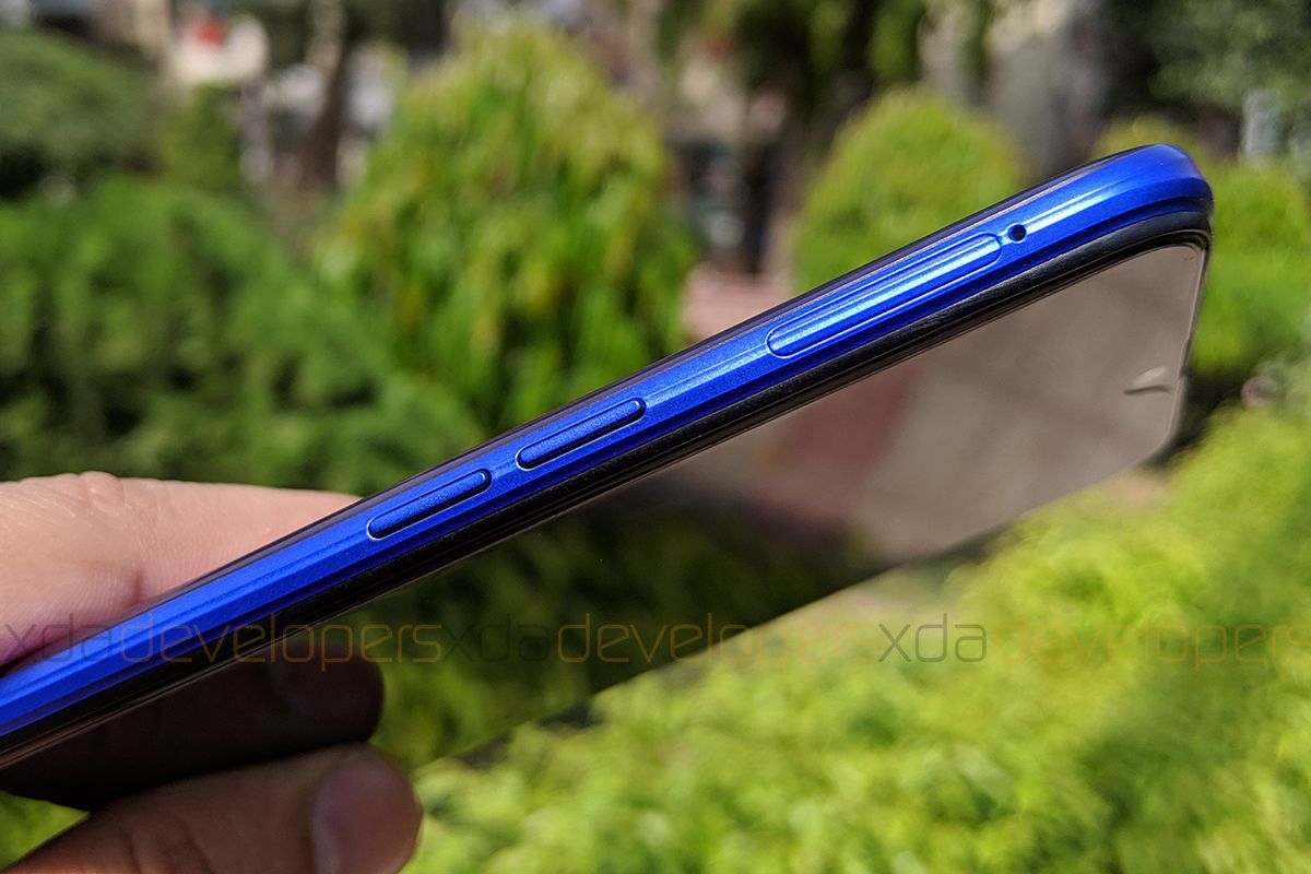 Realme 3 Pro First Impressions: Dear Xiaomi, Take Note!