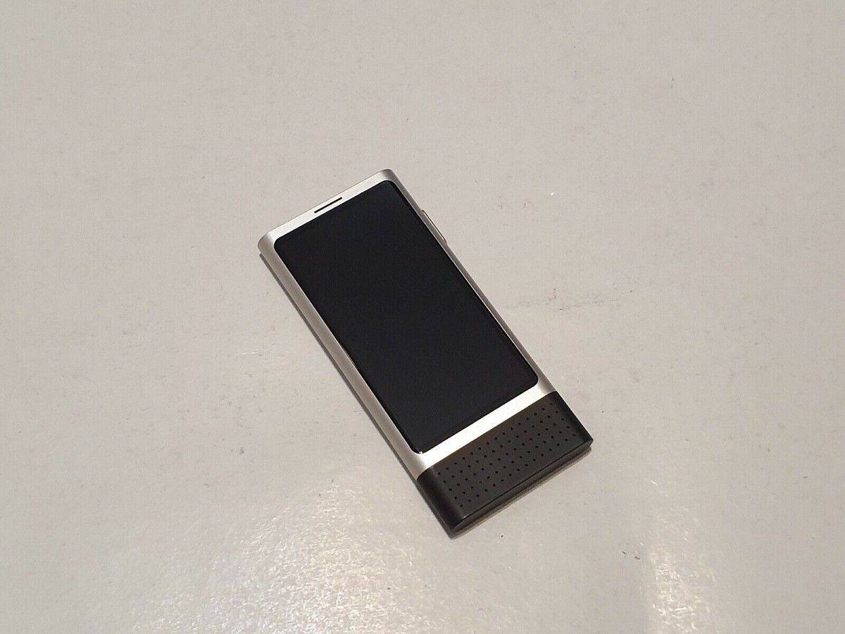 A prototype of an unreleased Nokia Android phone shows up on eBay