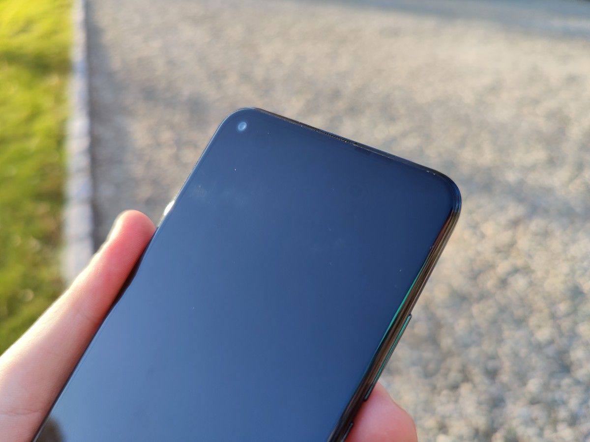 TCL 10L and 10 Pro Review: Great Value Mid-Range Android Smartphones