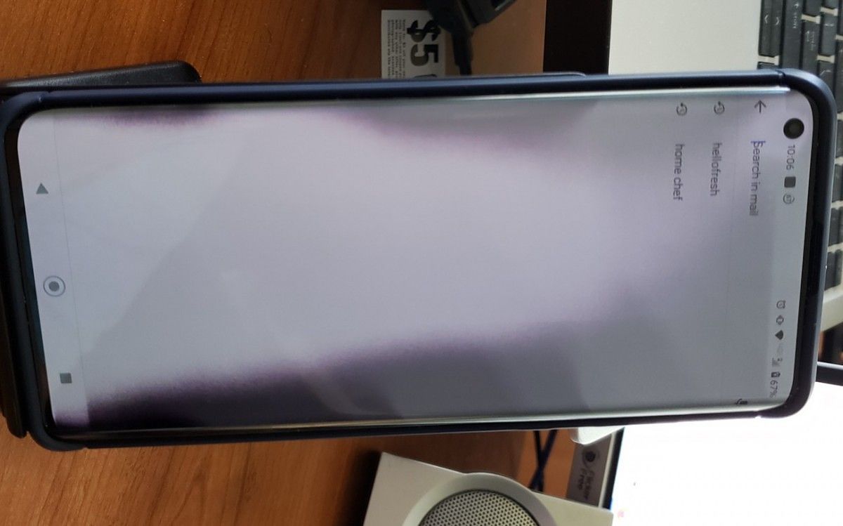 Motorola Edge+ users are seeing some severe display issues