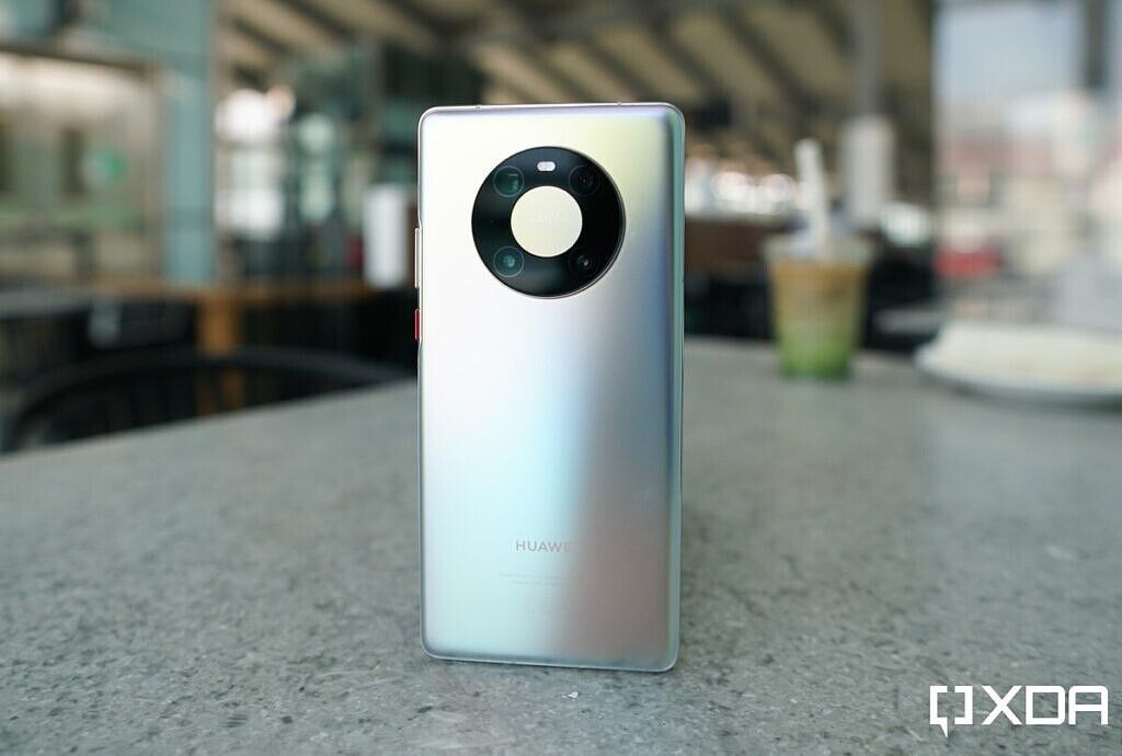 Huawei Mate 40 Pro Hands-on: Another low light and zooming powerhouse