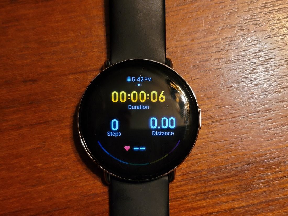 Zepp E Circle Review: An imperfect, but solid, mid-range smartwatch