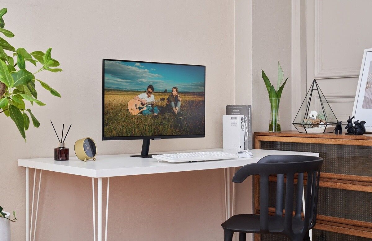 Samsung Smart Monitor offers smart TV features, Bixby control and more