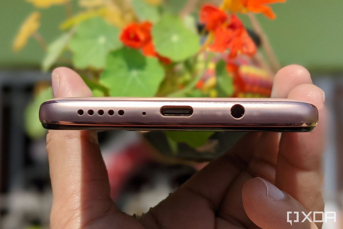 Xiaomi Mi 10i 5G Review: 108MP camera fixes the sub-premium persona