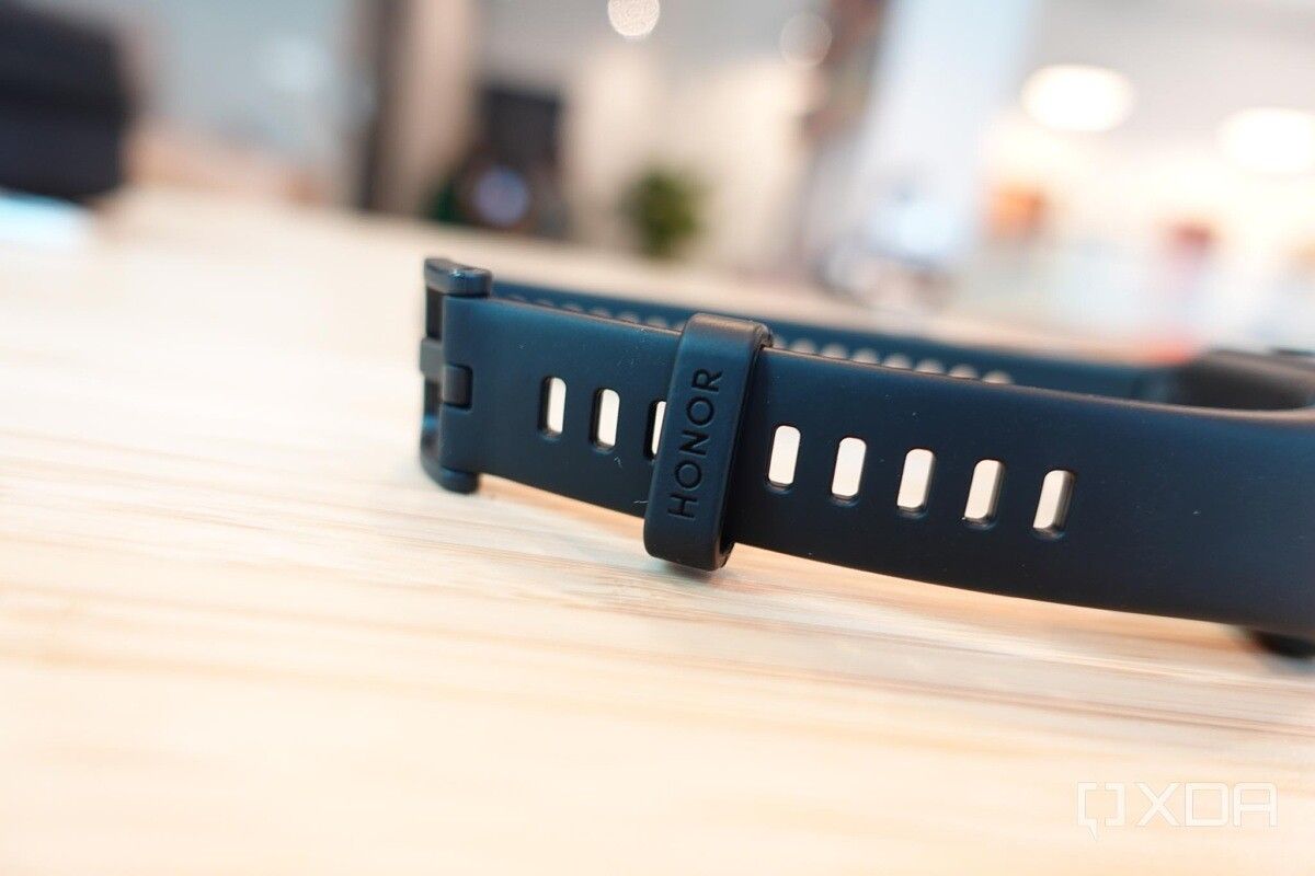 Honor Band 6 Review: Big screen and accurate sleep tracking for a low price