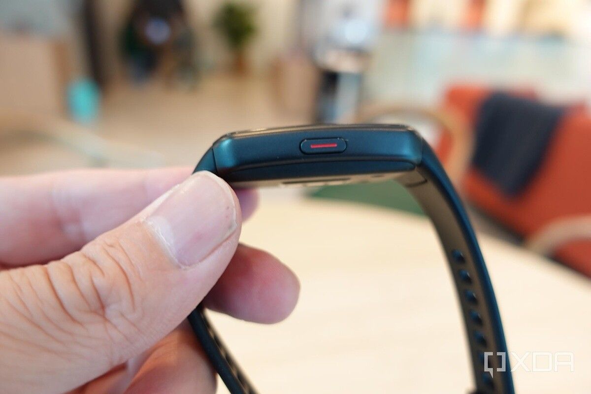 Honor Band 6 Review: Big screen and accurate sleep tracking for a low price