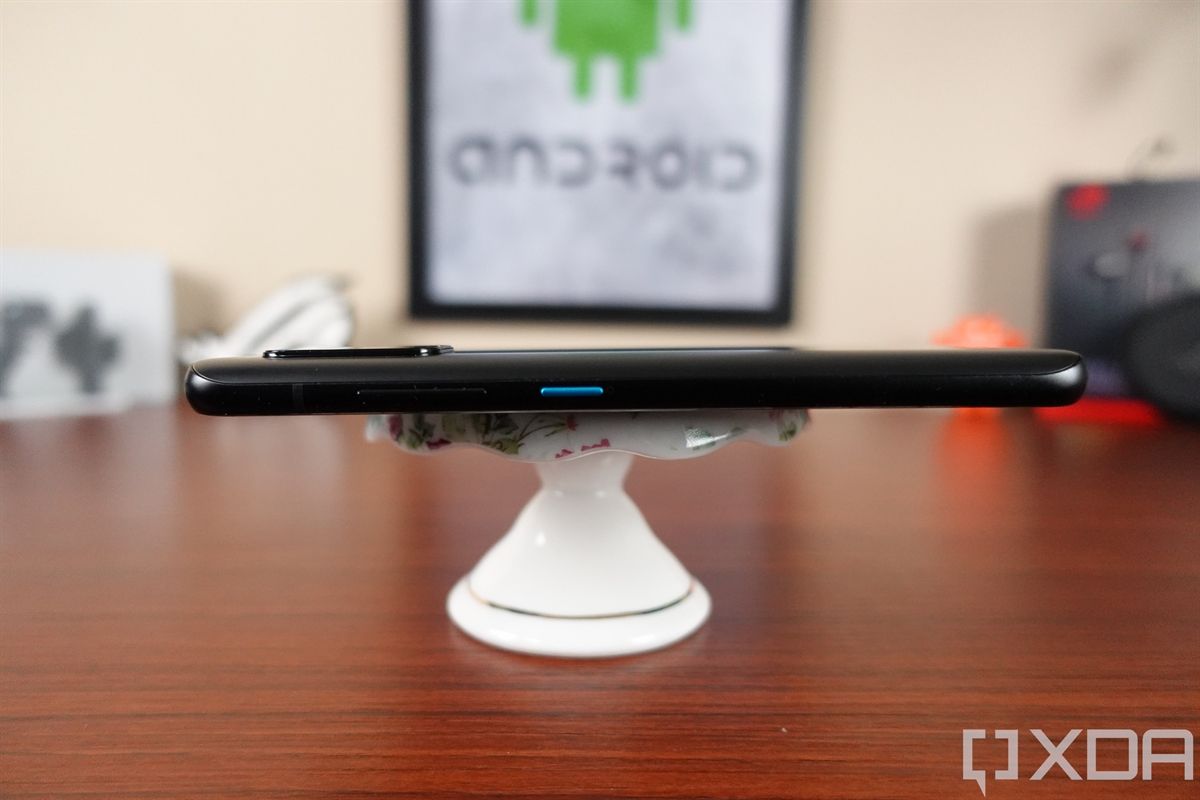 ASUS ZenFone 8 Review: The Best Small Phone of 2021