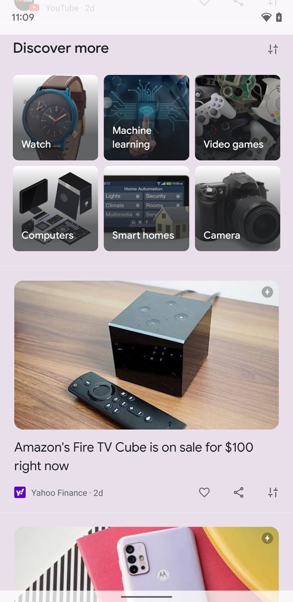 Google Feed now supports Android 12's wallpaper-based theming system