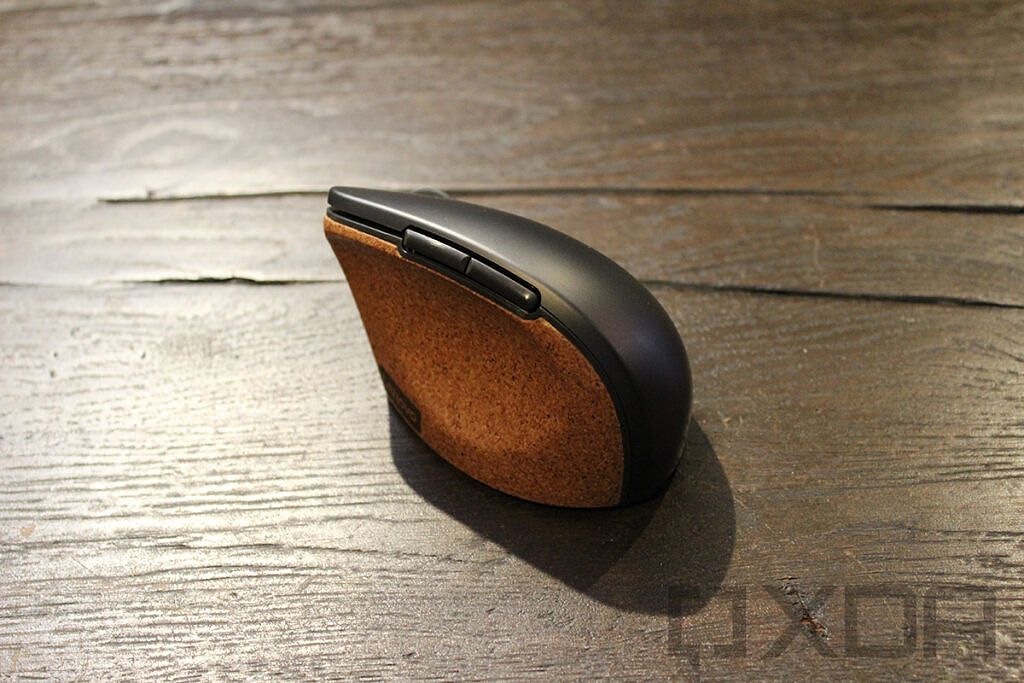 Lenovo's new Accessories include a Wireless Charger for Laptops