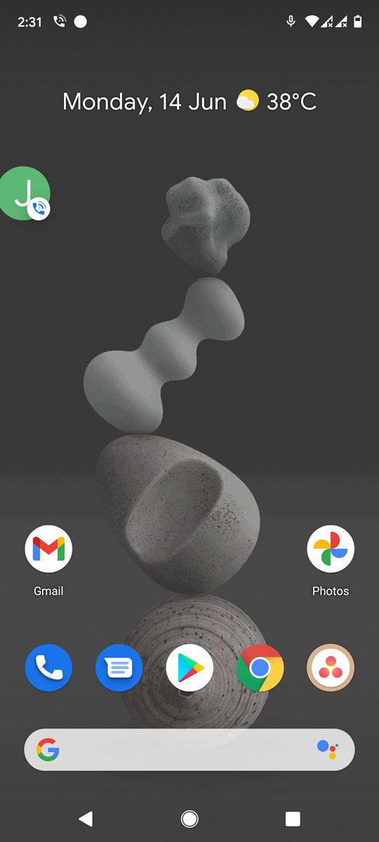 Android 12 can show a status bar chip with the duration of an ongoing call