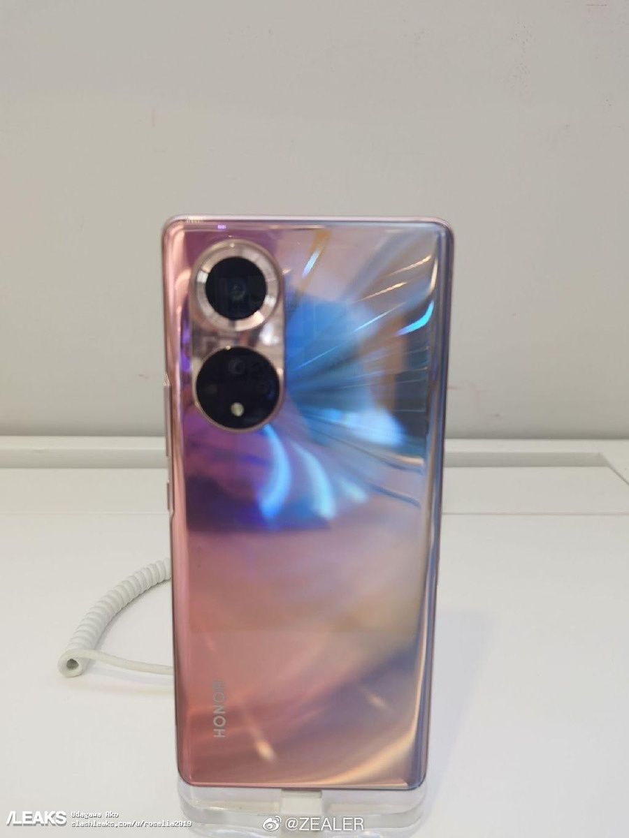 Honor 50 looks a bit like the Huawei P50 in these images