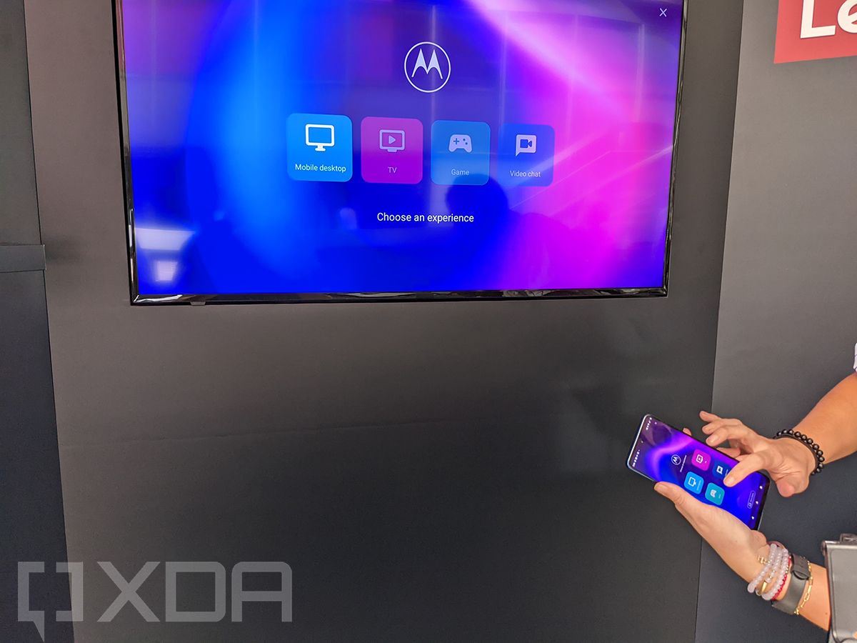 Motorola Edge (2021) Preview: A good looking phone loaded with features