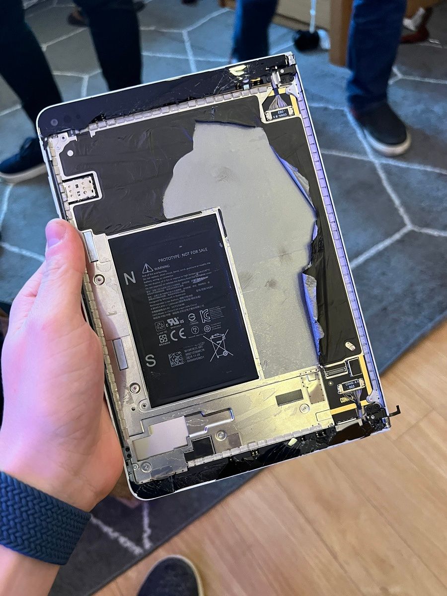 This is what the Surface Neo would have looked like in real life