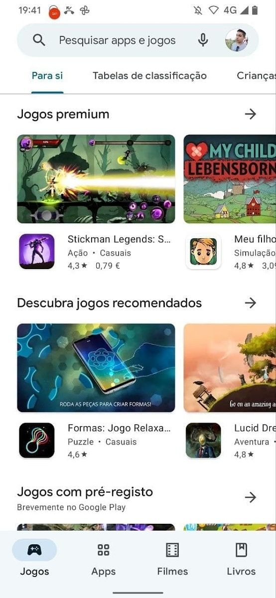 Google Play Store gets Material You dynamic colors on Android 12