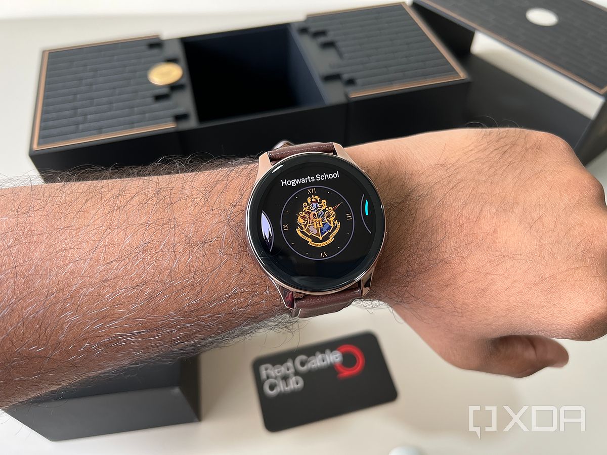 OnePlus Watch Harry Potter Limited Edition: Unboxing, Photo Gallery ...