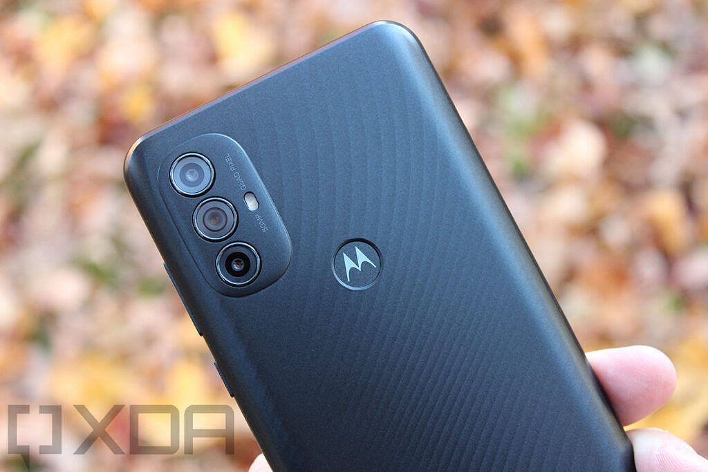 Best Android phones for $300 or less in 2023