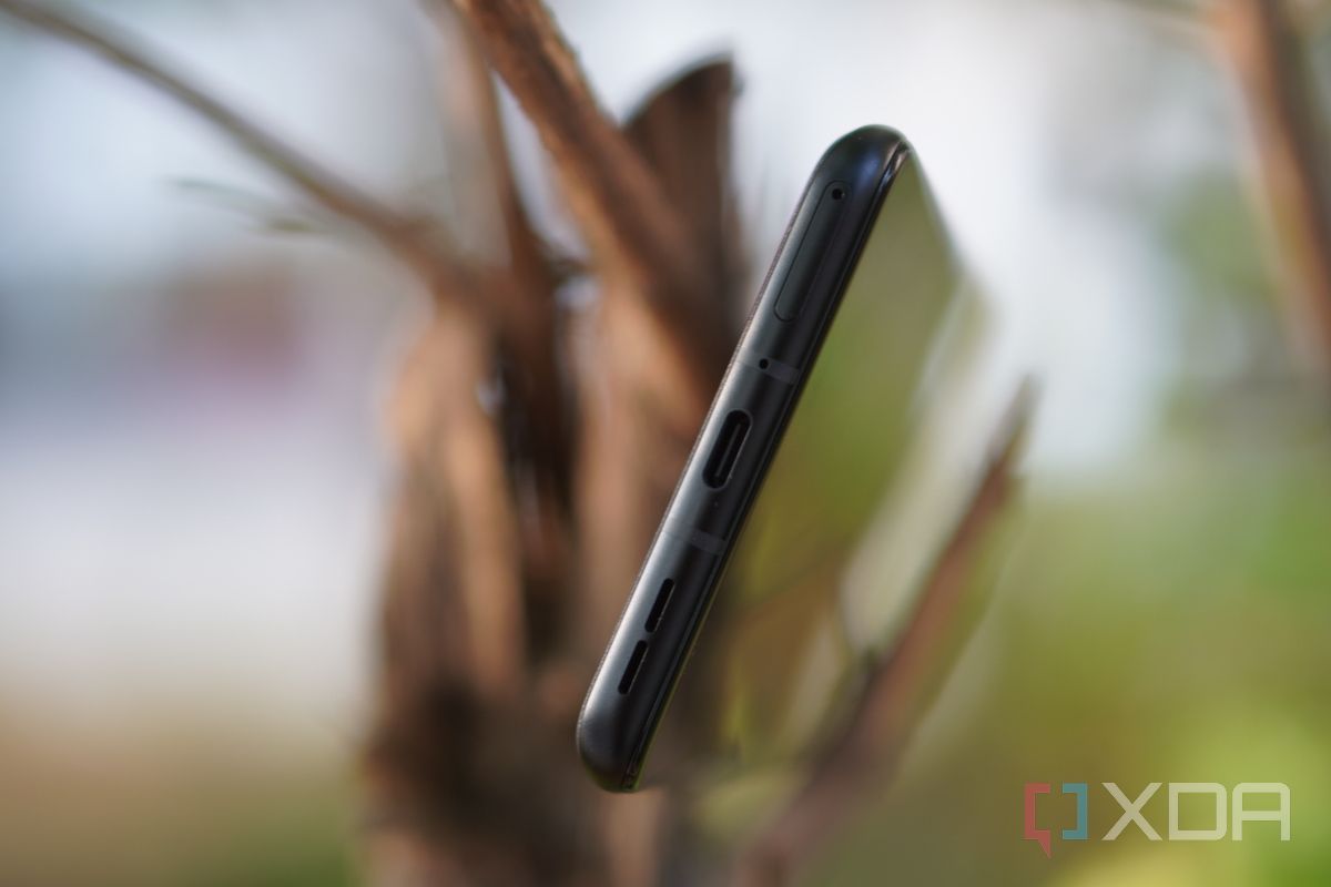OnePlus 9RT Review: A solid package overshadowed by fierce competition