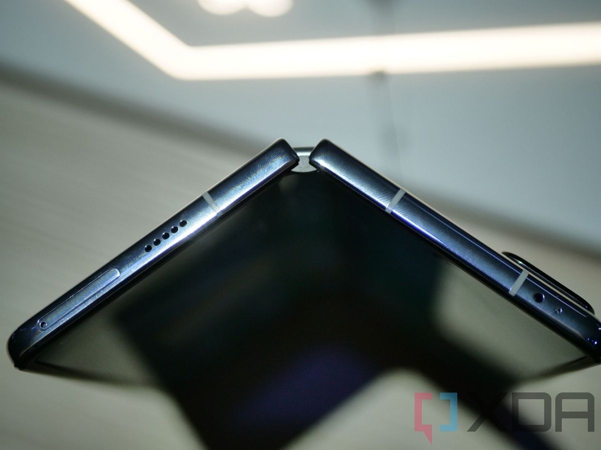 Hands-on with the Honor Magic V: Honor's first foldable phone