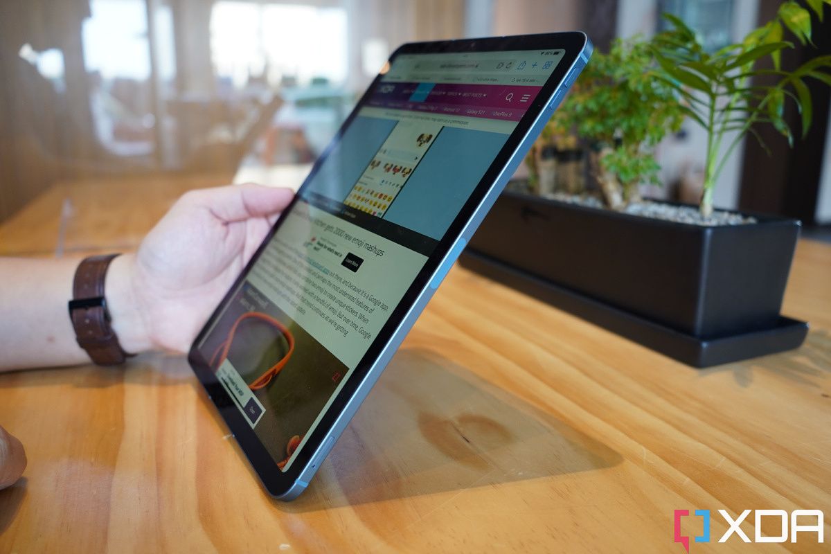 Apple iPad Air 5 (2022) Review: The best tablet option for just about ...