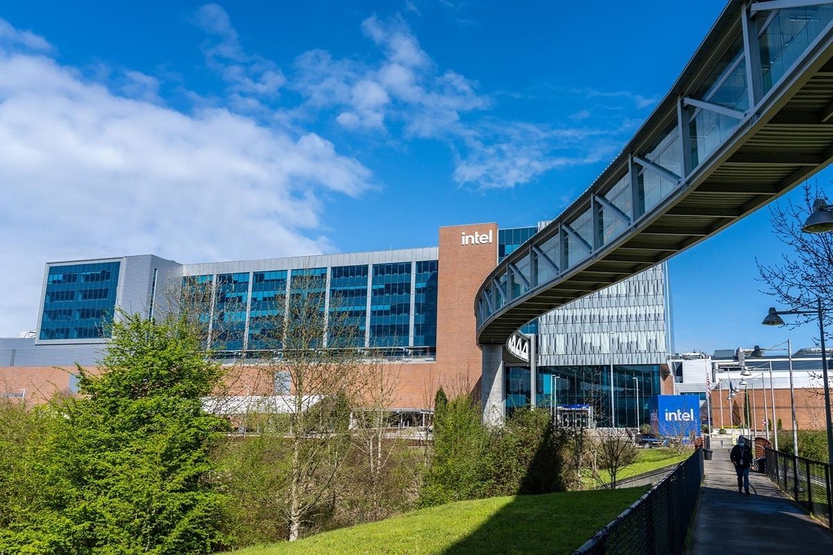 Intel expands its Oregon factory with $3 billion investment