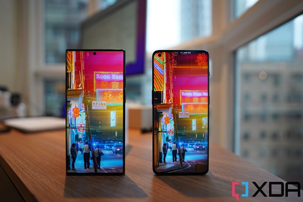 Samsung Galaxy S22 Ultra vs OnePlus 10 Pro: The best of Samsung takes ...