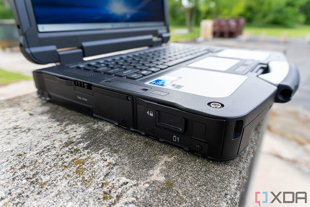 Panasonic's TOUGHBOOK 40 is a modular Windows laptop that's still IP66