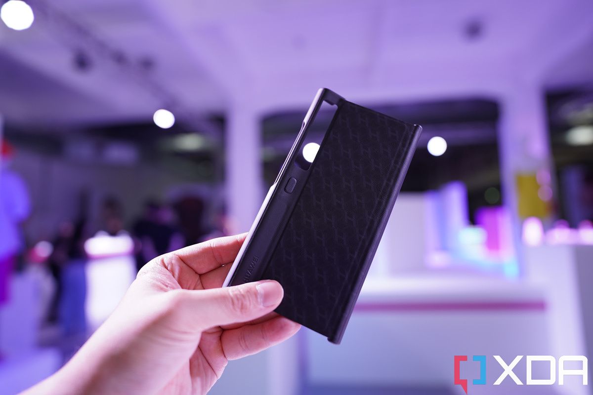 Huawei Mate Xs 2 Hands-On: The lightest large foldable yet