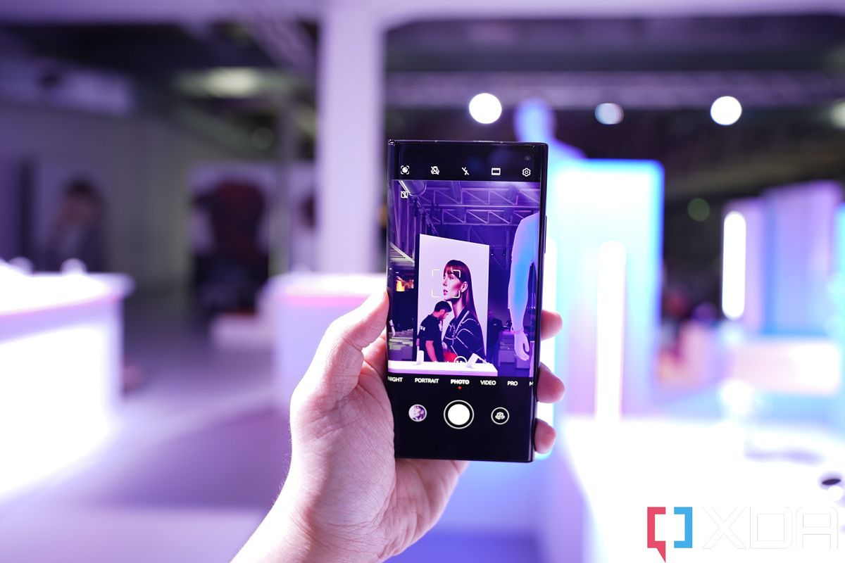 Huawei Mate Xs 2 Hands-On: The lightest large foldable yet