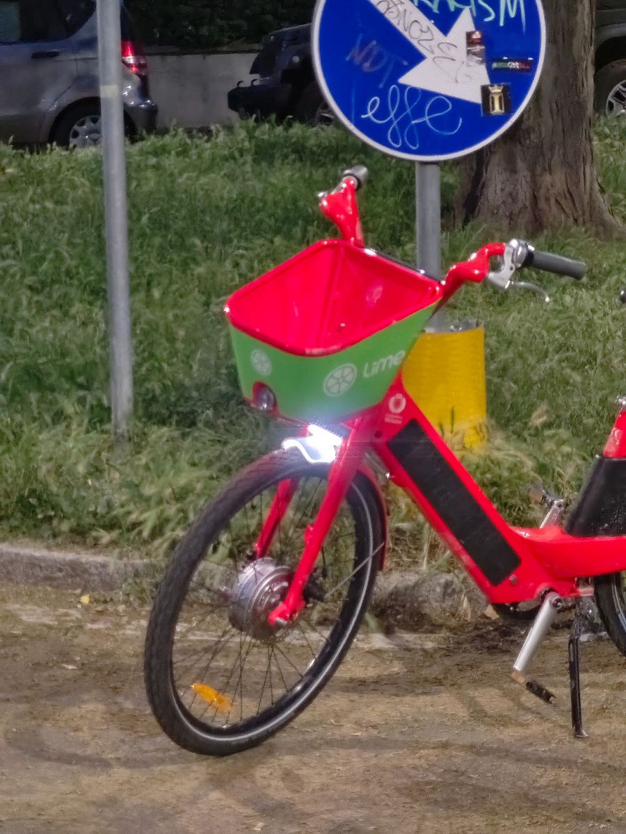 Samsung Galaxy S22 Ultra vs Vivo X80 Pro: The Camera Kings battle it out