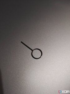 How to insert a SIM card in your Android phone