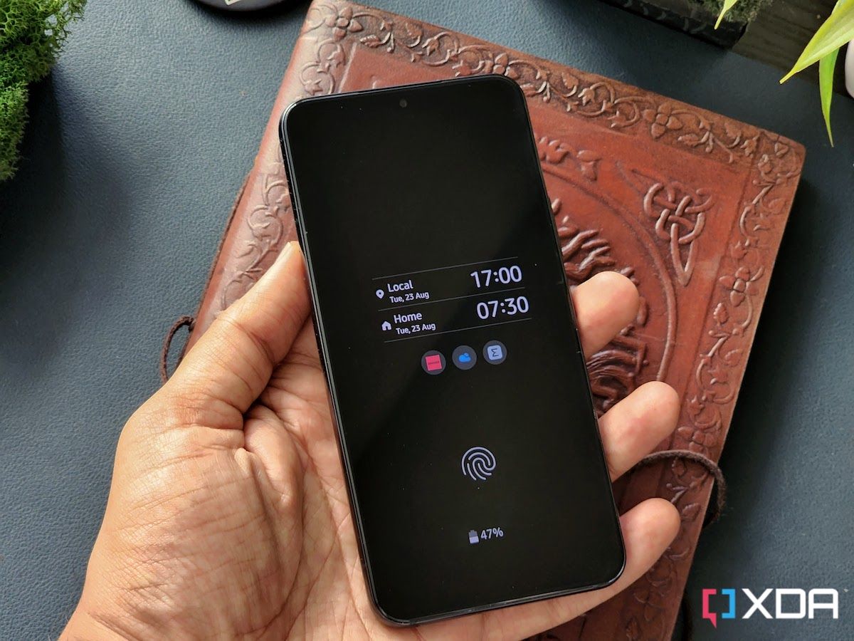 Samsung Galaxy S22 revisited: Keeping the dream of compact phones alive!