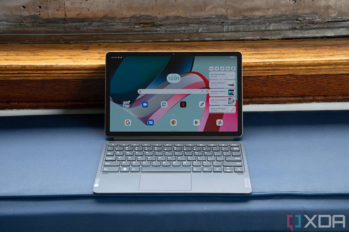 Lenovo's new IdeaPad 5i Chromebook has a fast 120Hz display