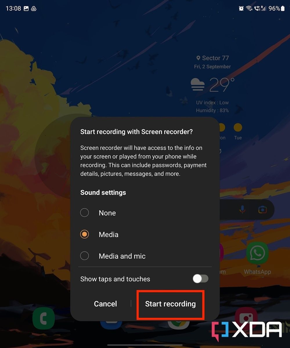 How to take a screenshot and screen record on the Samsung Galaxy Z Fold 4