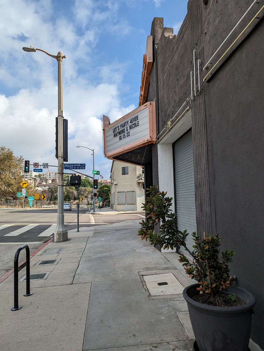 Google Pixel 7 review: Pixel hardware finally gets great enough to ...