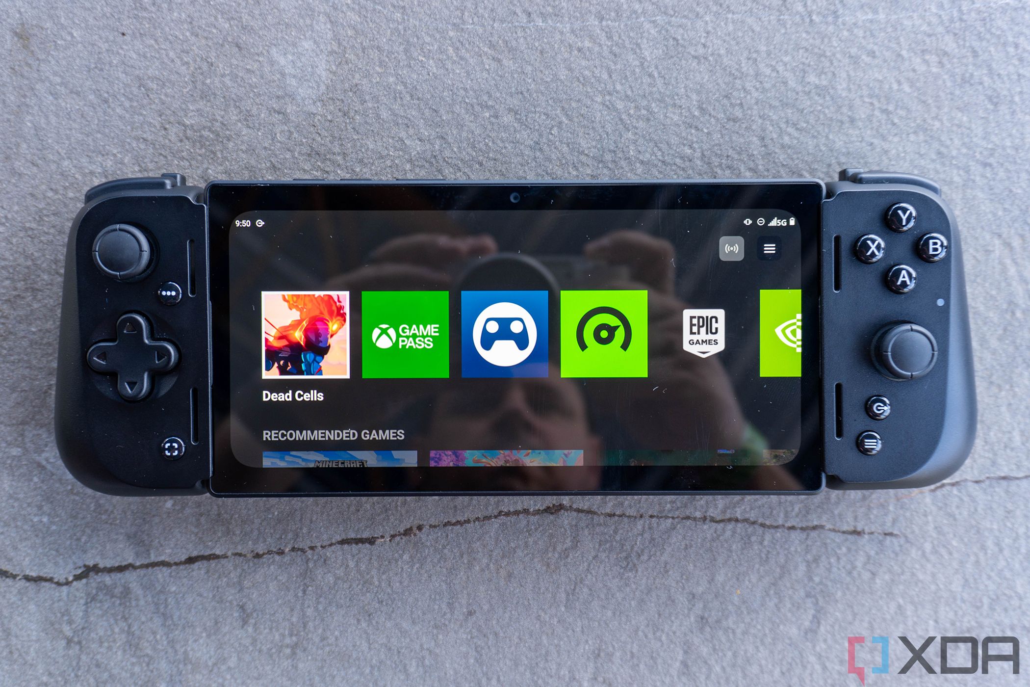 Photos: First look at the Razer Edge 5G, a new Steam Deck competitor