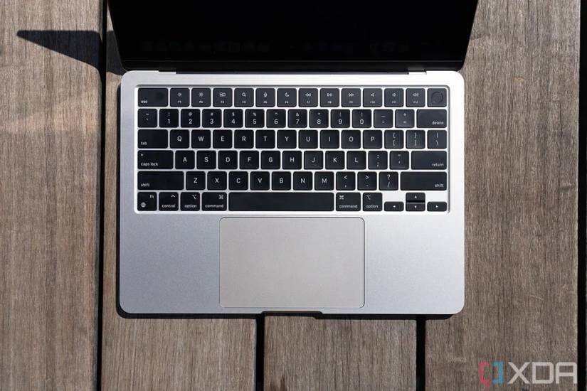 Lenovo Slim 7i vs MacBook Air (M2): Which laptop is right for you?