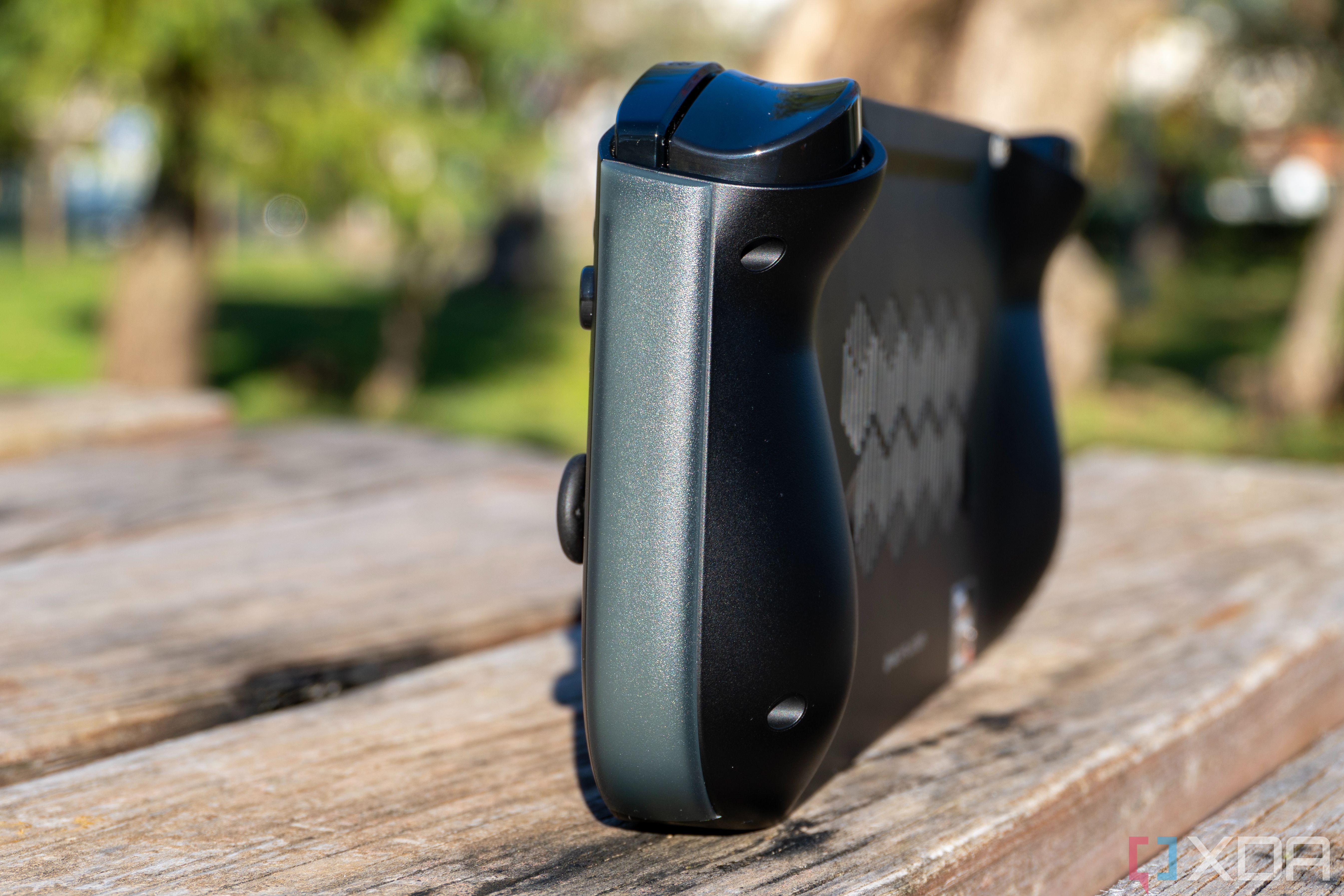 One Xplayer Mini Pro review: A powerful, but expensive Steam Deck ...