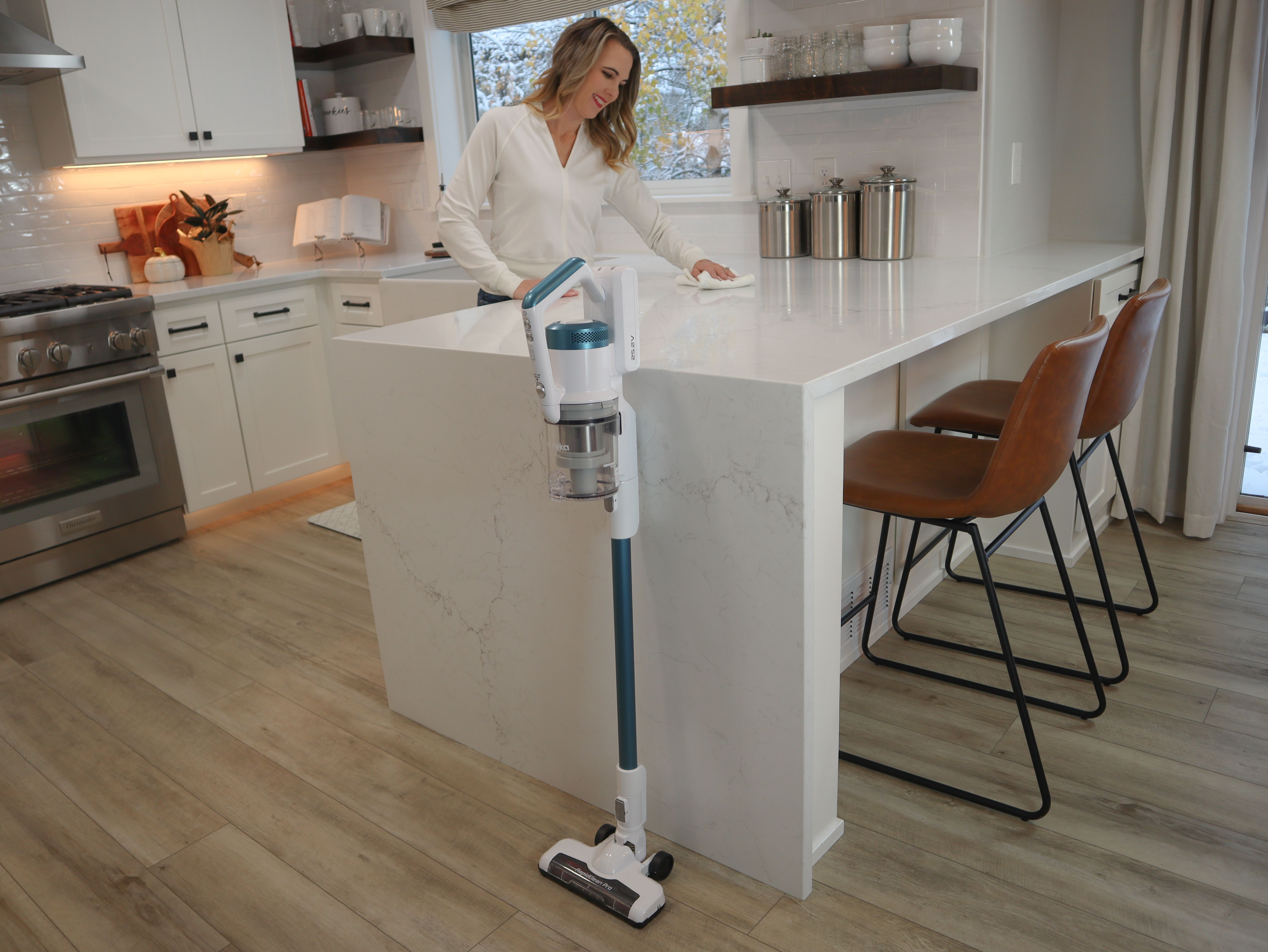 Save 30% and take the strain out of cleaning with the Eureka RapidClean Pro