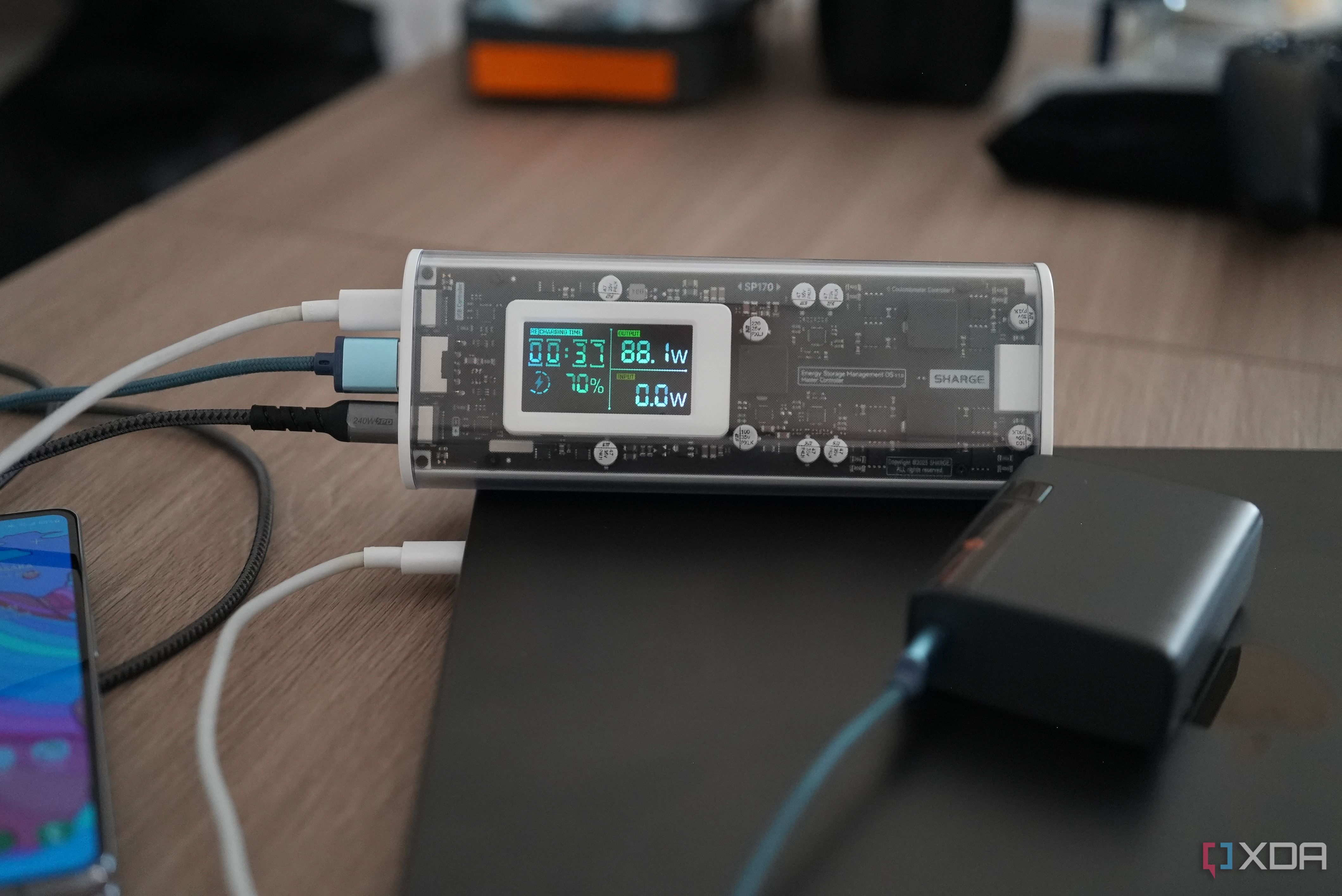 Shargeek 170 power bank review: Stylish do-it-all battery pack