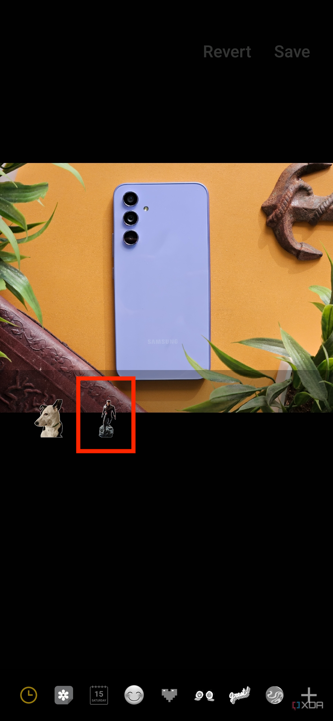 How to create a custom sticker on Samsung Galaxy devices