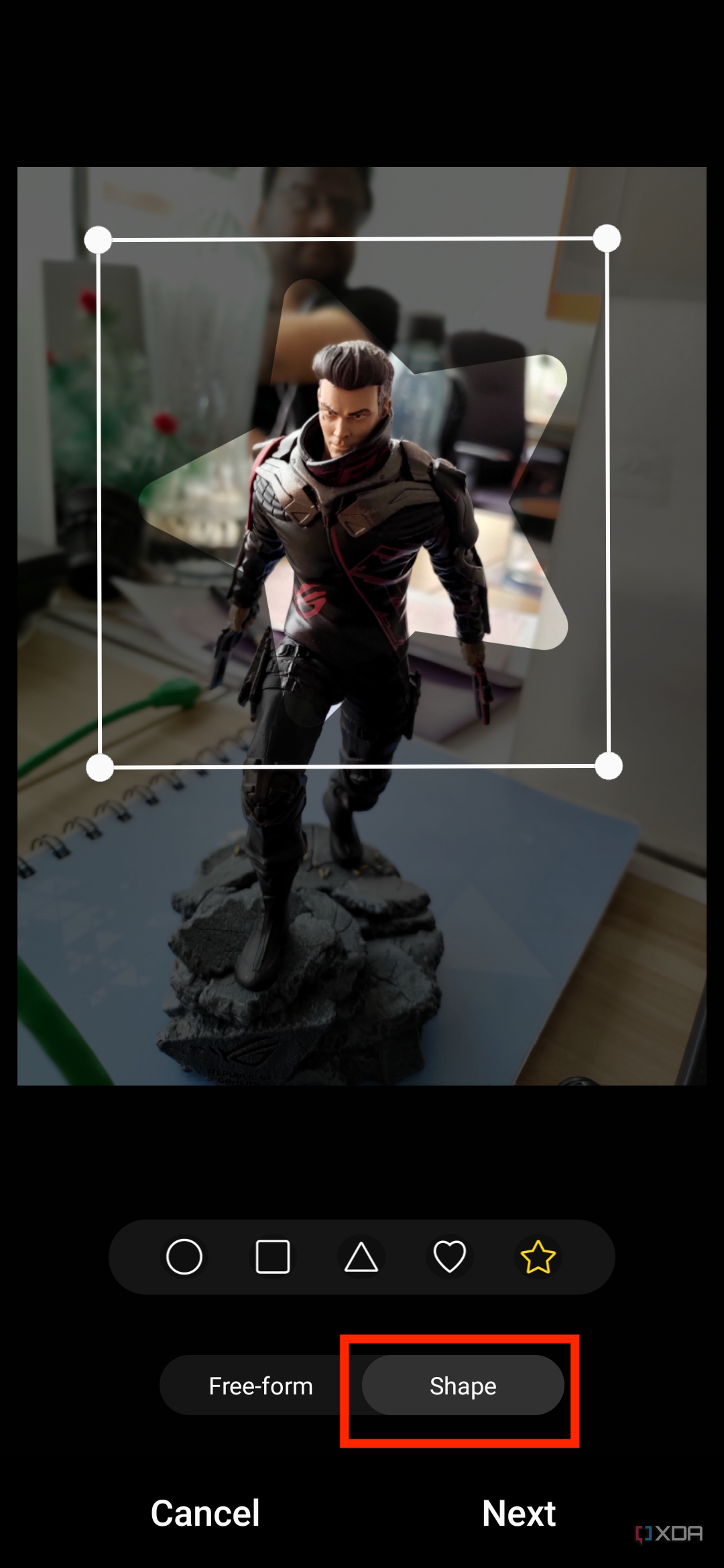 How to create a custom sticker on Samsung Galaxy devices