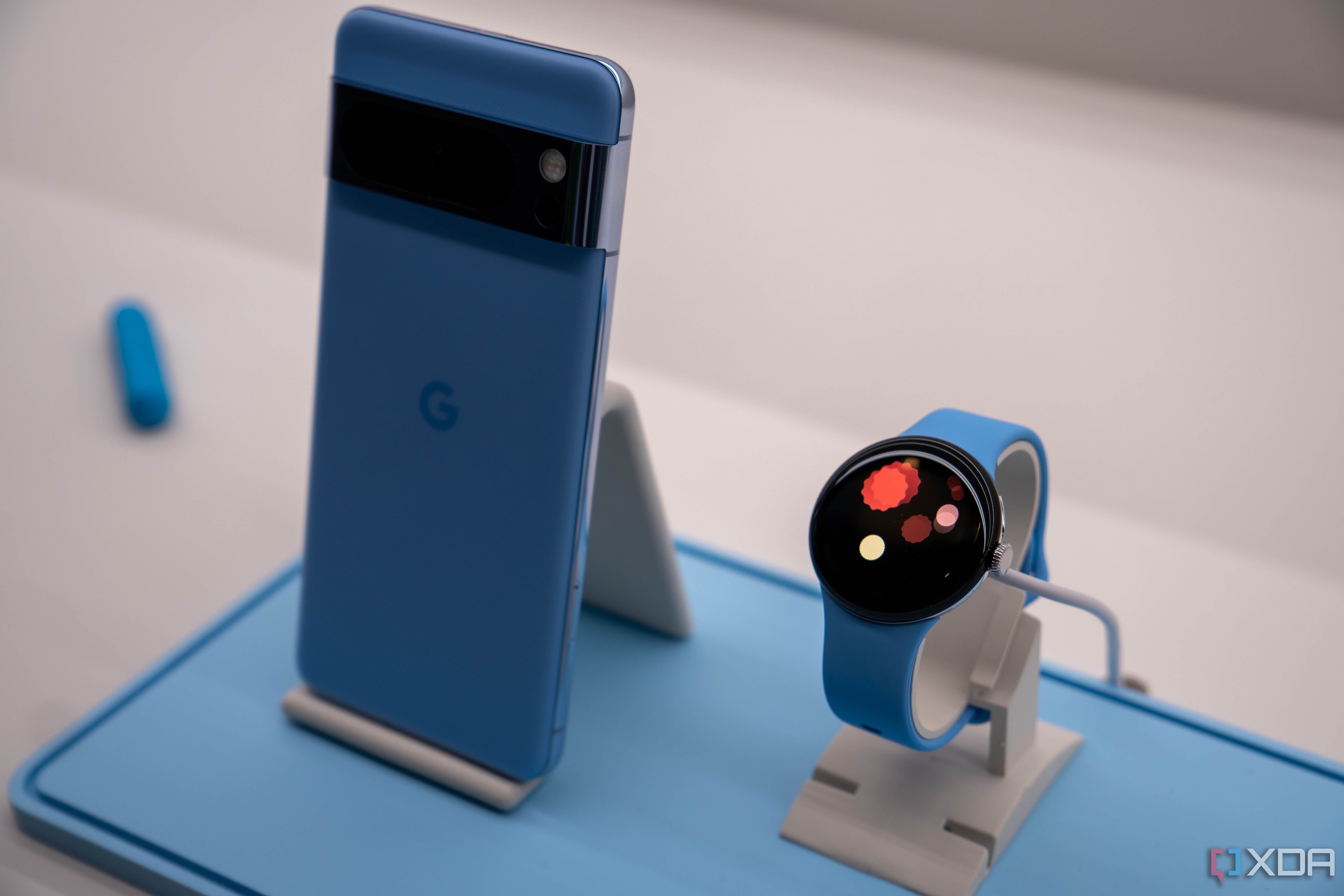 Google Pixel Watch 2 vs Samsung Galaxy Watch 5: Google's present or ...