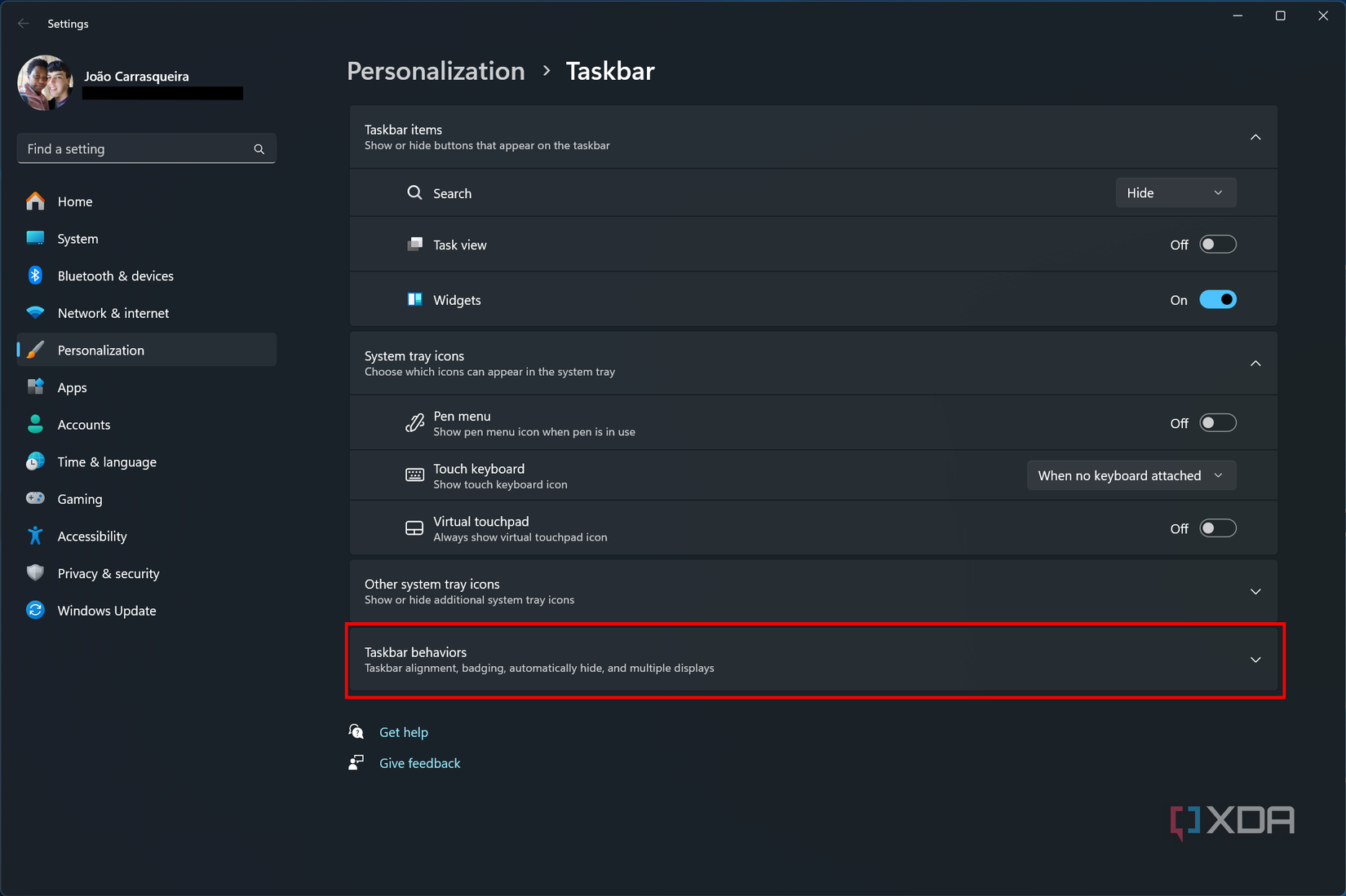 Is the Windows 11 taskbar too hard to use? Here's how to stop combining ...