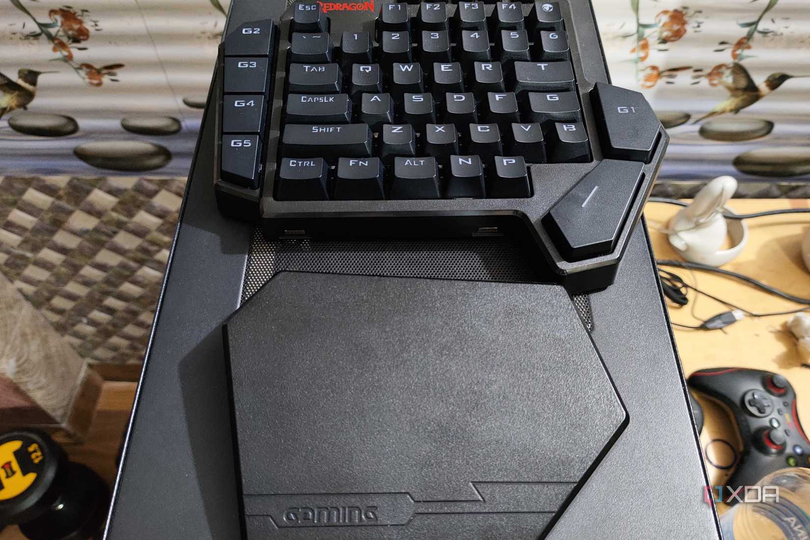 Redragon K585 DITI review: An affordable one-handed keyboard for ...