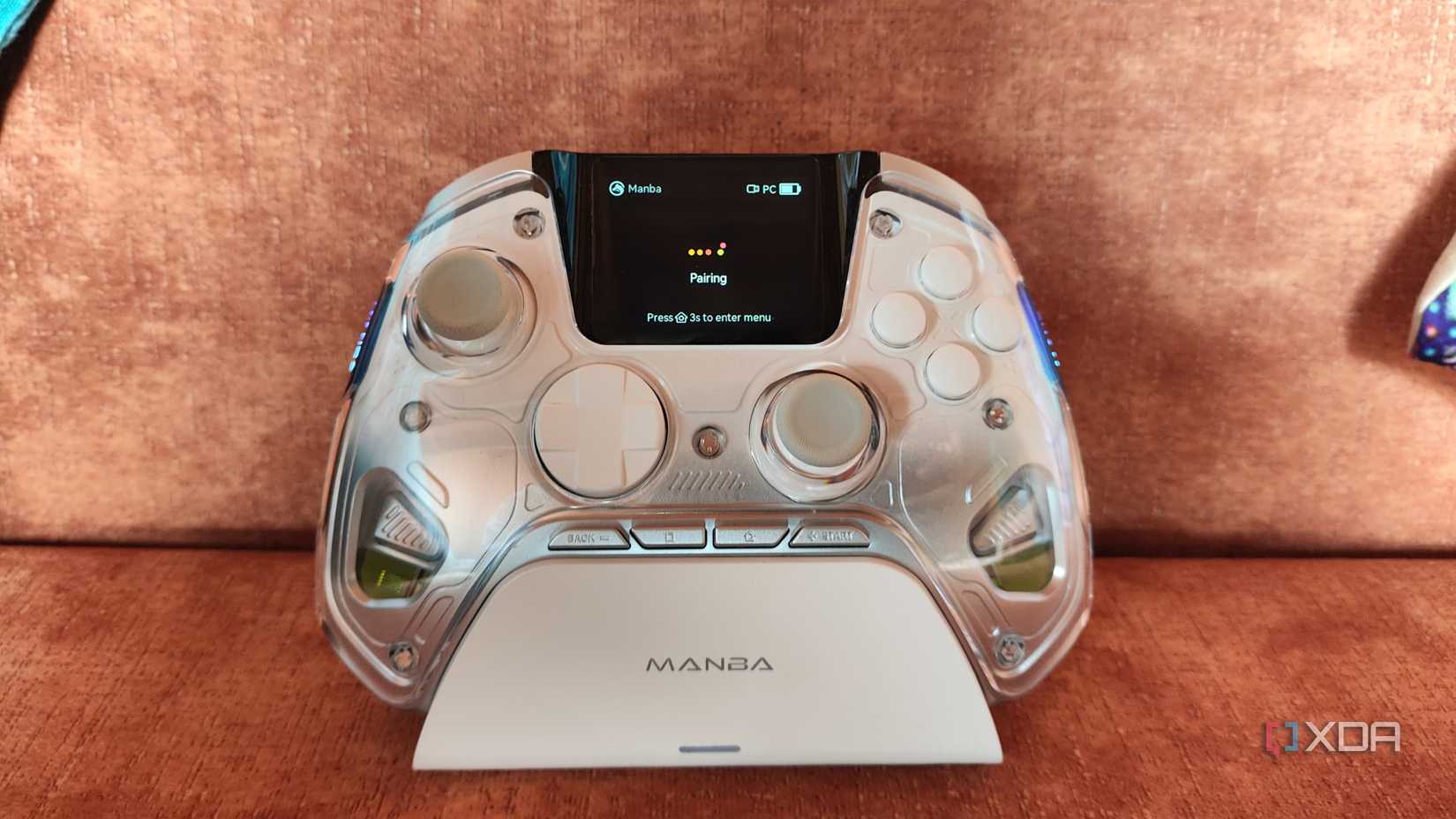 Manba One review: This stylish gamepad comes with a built-in LED display